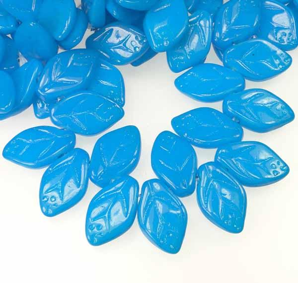 Pantone Blue Turquoise 12x7MM Leaf