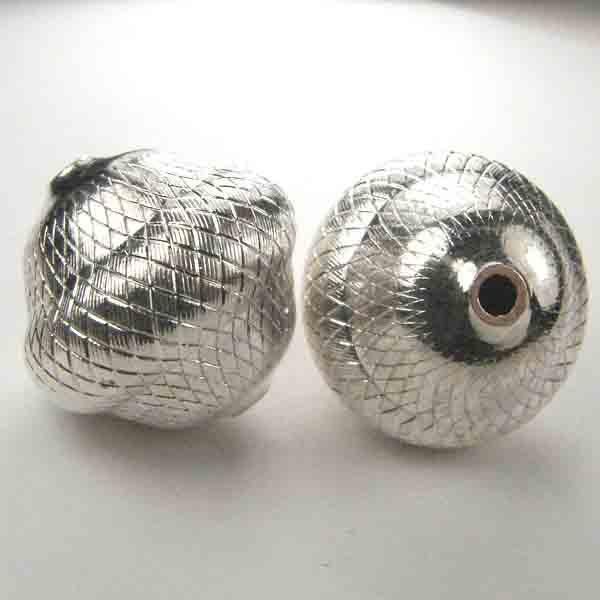 Silver Plate 20MM Bicone Lantern With Cross Hatch Detail